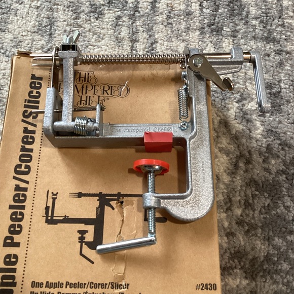 Pampered Chef | Kitchen | Vintage The Pampered Chef 243 Apple Peeler ...